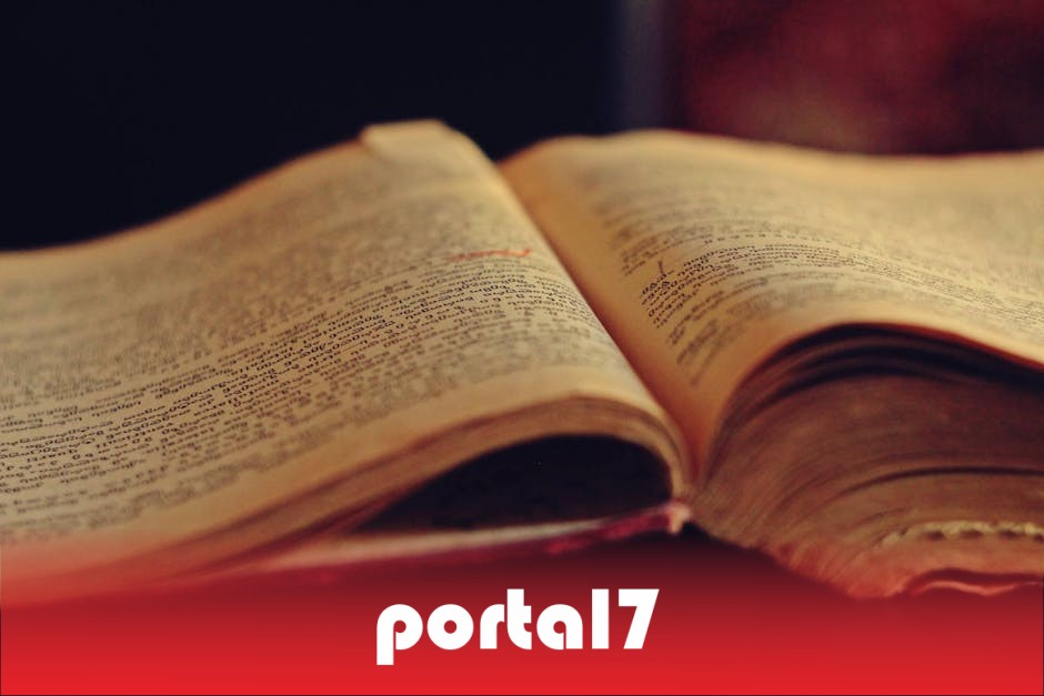 Bekas Luka di Halaman Pertama: Kisah Mematangkan Diri - portal7.co.id ...